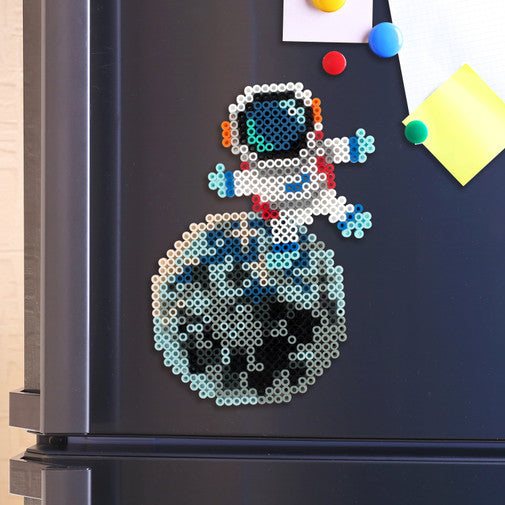 Man and the Moon – Perler