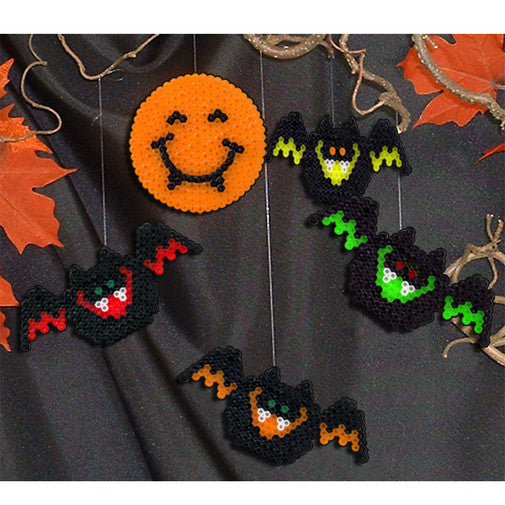 Vampire Moon and Bats – Perler